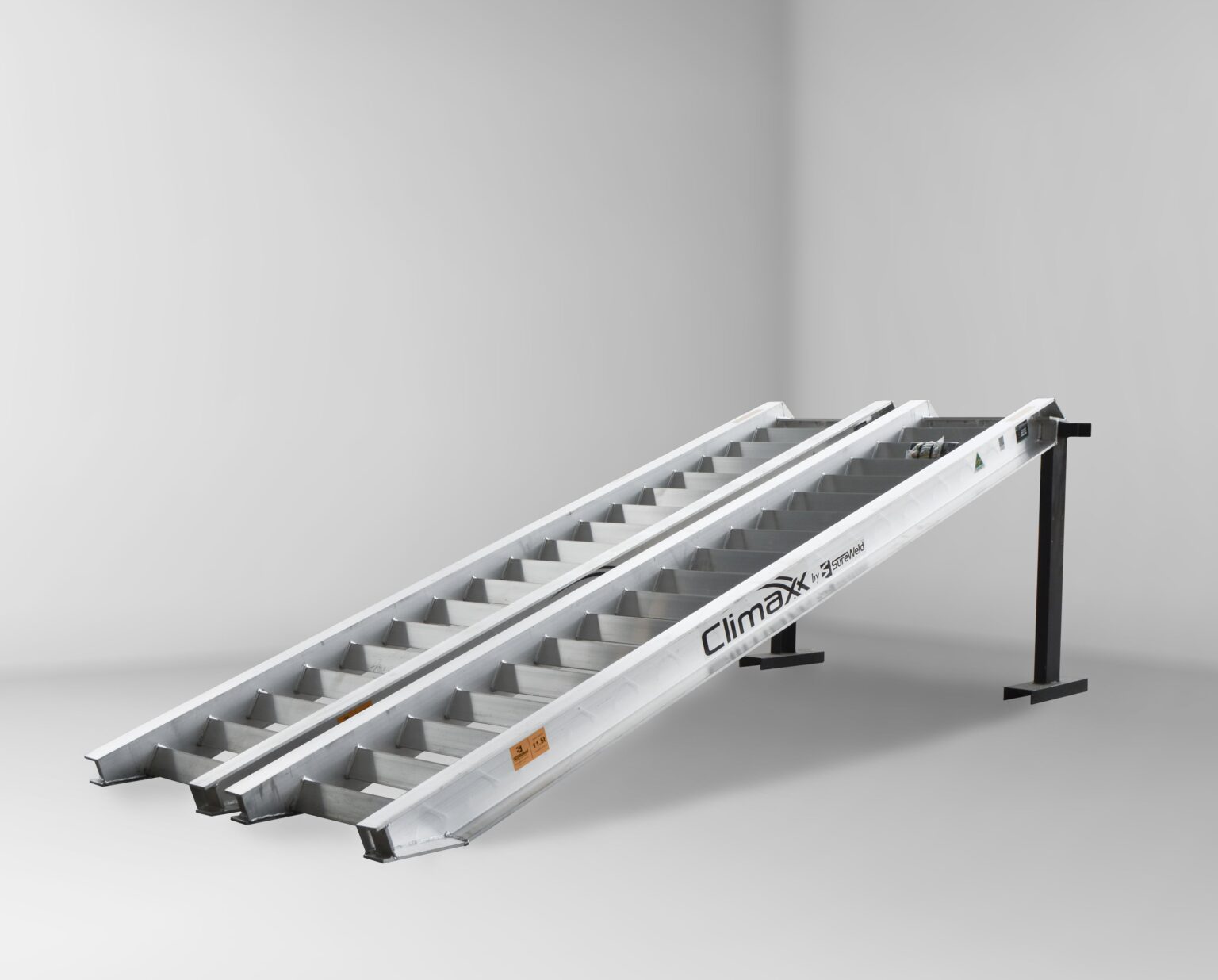 Buy 11.5T Excavator Ramps Online | ONIS Equipment