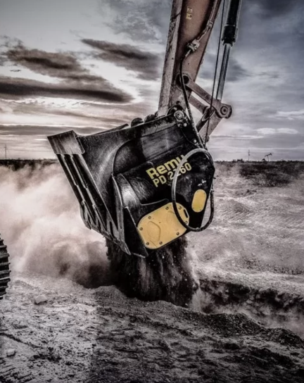 Screening Buckets & Excavator Buckets | REMU Screening Bucket